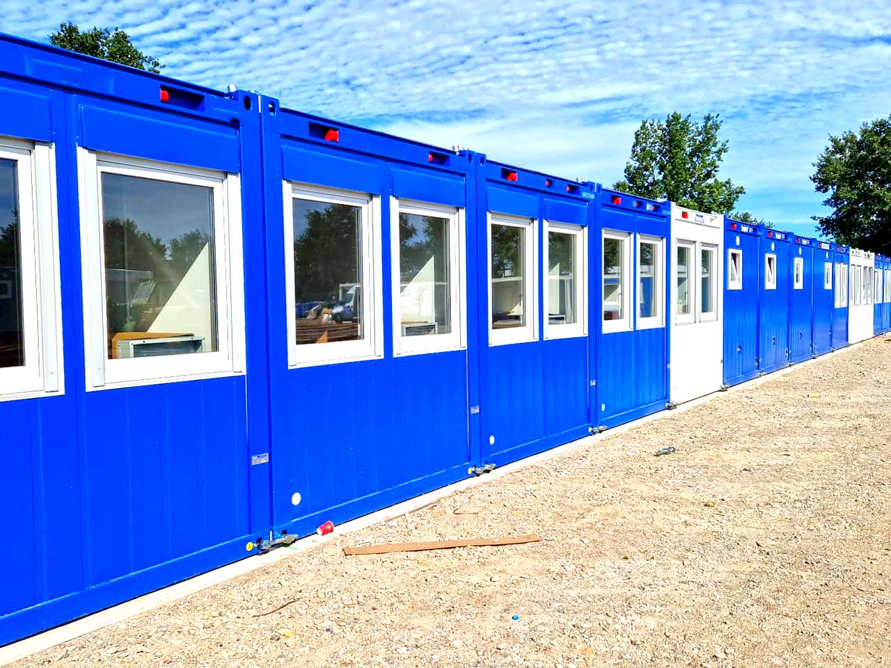 Druckstabile Nivellierplatten zum Höhenausgleich für Containeranlagen & Raumsysteme - Securatek