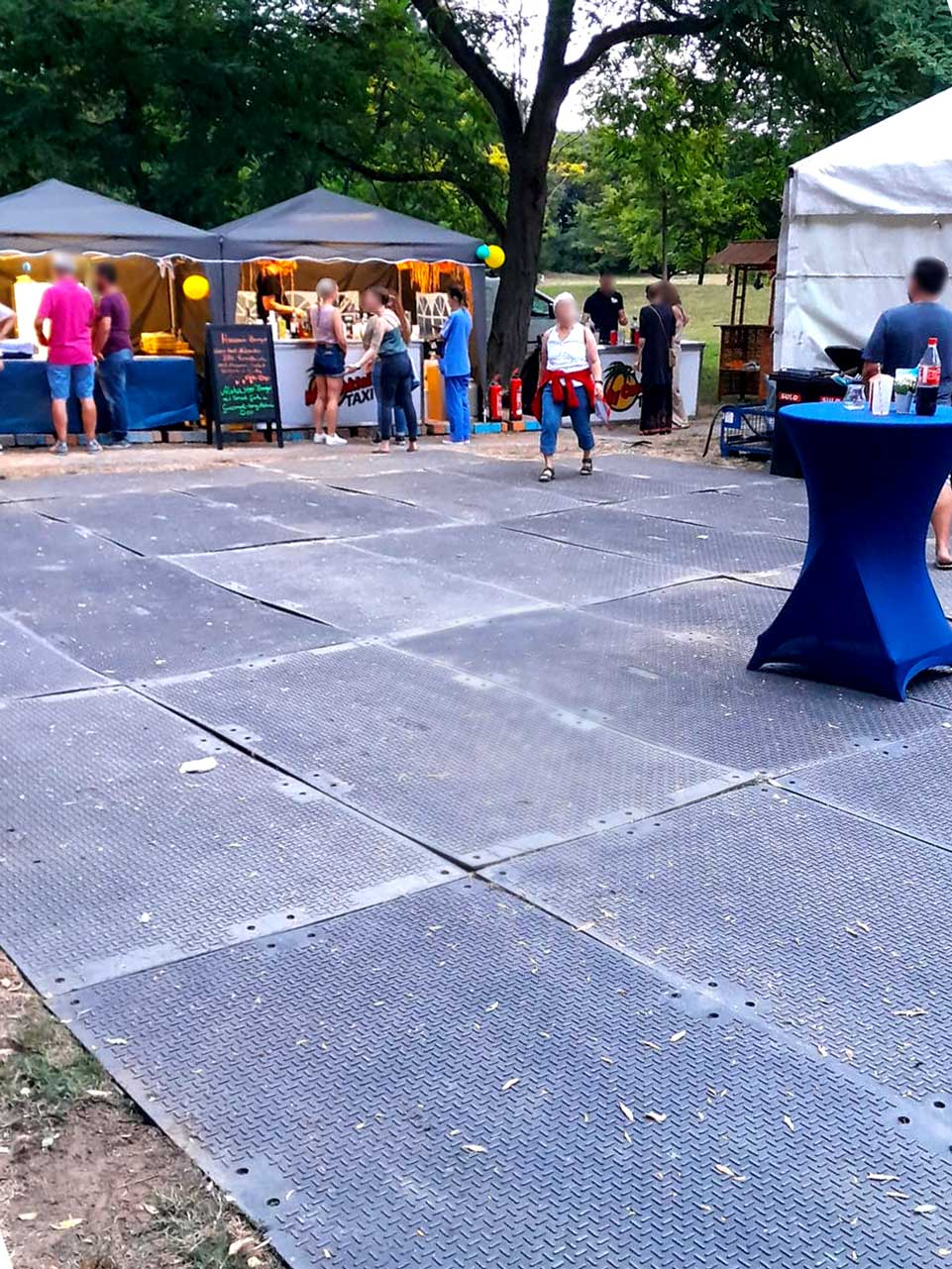 Ground protection mats as a covering system / event floor for events ...